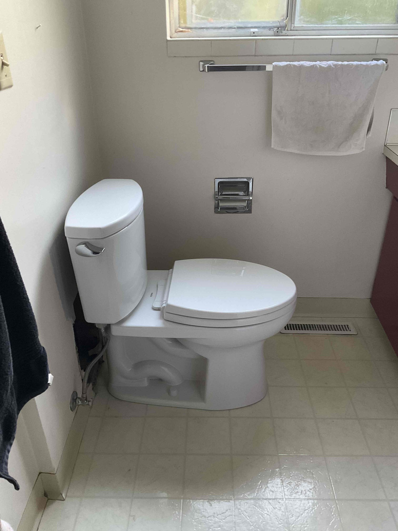 Converting to Floor Mounted Toilets in Kirkland, WA | Bees Plumbing and ...